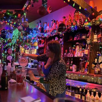 CLEO’S BROWN BEAM TAVERN - Updated December 2025 - 90 Photos & 81 ...