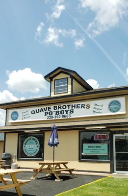 QUAVE BROTHERS PO’BOYS & MEAT MARKET - Updated August 2024 - 43 Photos ...