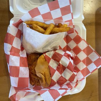 SMACKBIRD HOT CHICKEN - FORT WORTH - Updated December 2025 - 73 Photos ...