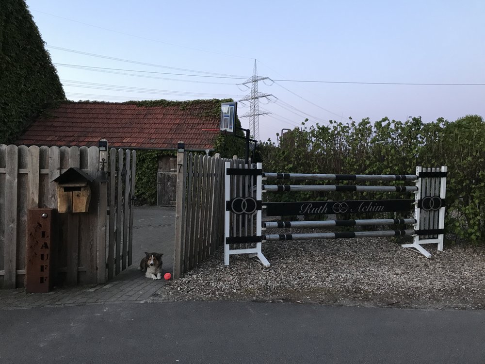 ACHIM LAUFF - Haferkamp 7, Merzen, Niedersachsen, Germany - Horseback ...