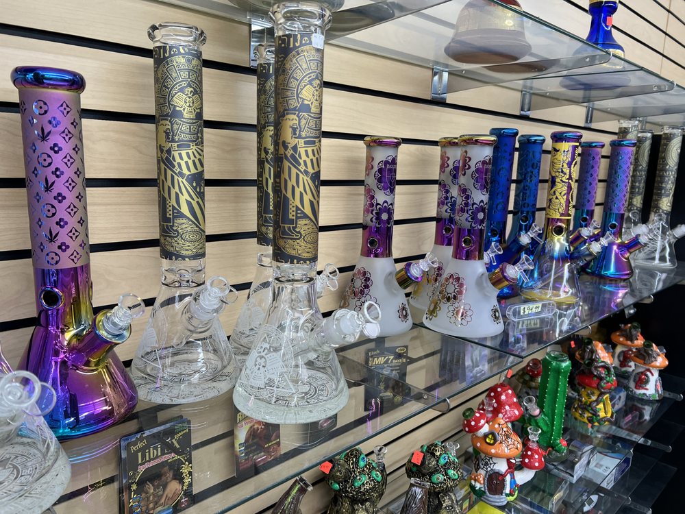 ET SMOKE SHOP - Updated June 2025 - 62 Photos & 22 Reviews - 1291 S ...