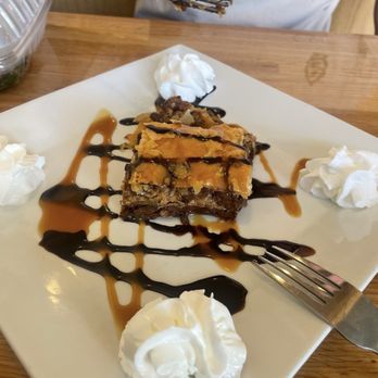 NICHOLAS RESTAURANT - GRESHAM - Updated September 2024 - 510 Photos & 719 Reviews - 323 N Main ...