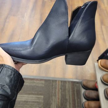 BOOT BARN - Updated December 2025 - 36 Photos & 55 Reviews - 1445 Santa ...