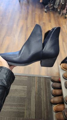 BOOT BARN - Updated November 2024 - 17 Photos & 49 Reviews - 1445 Santa ...