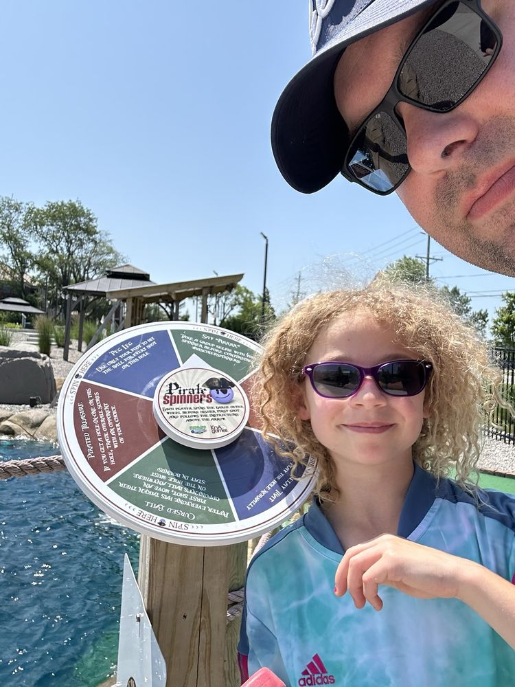 NEWPORT MINI GOLF - Updated August 2025 - 23 Photos - 40 Valley Rd ...