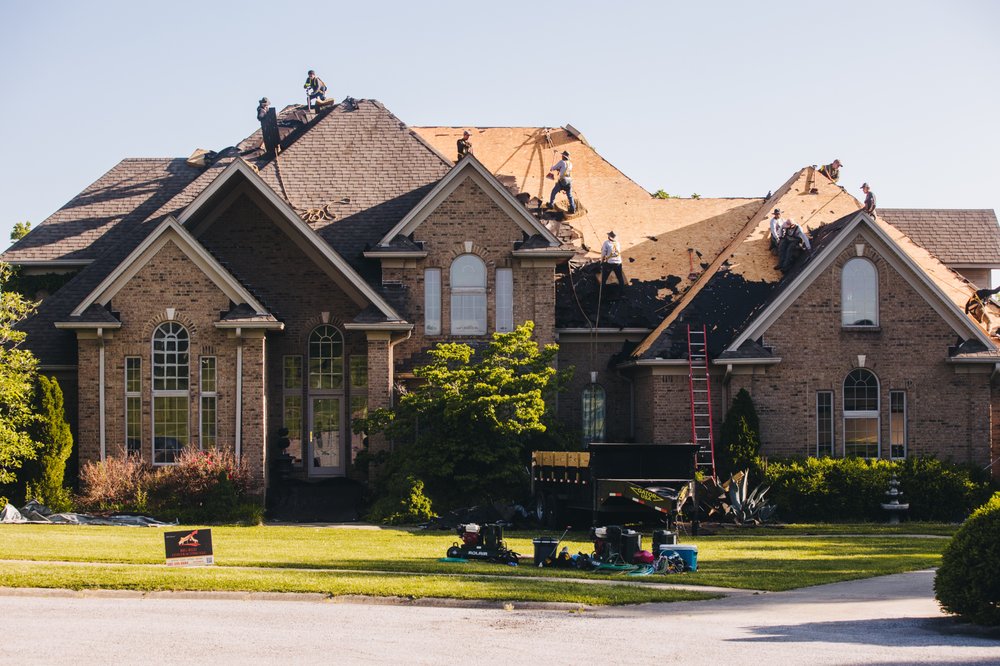 BIG RED CONTRACTING - Updated November 2025 - 1024 Champion Dr, Frankfort, Kentucky - Roofing ...