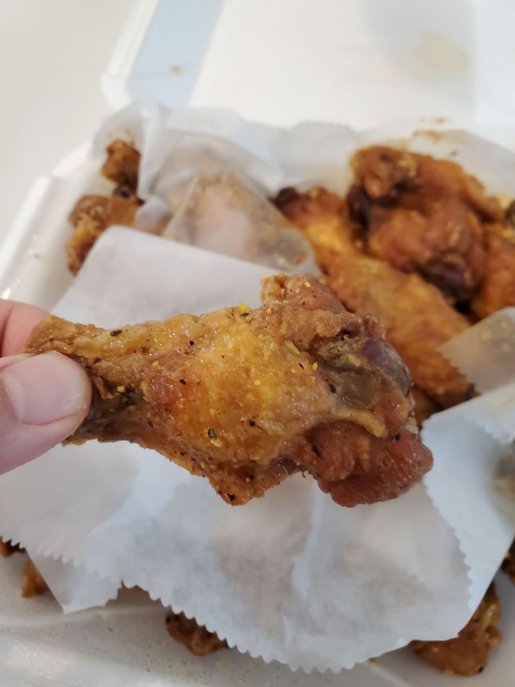 TOUCHDOWN WINGS - Updated September 2025 - 24 Photos & 18 Reviews ...