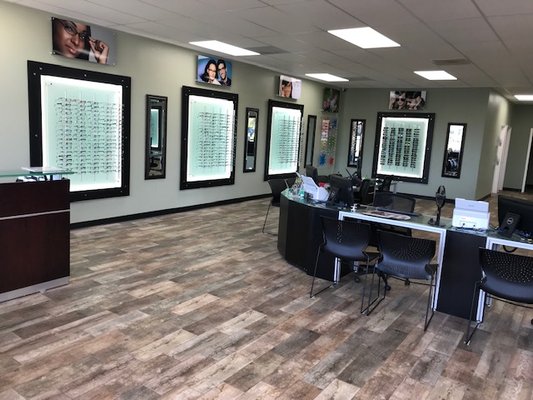 OPTICAL OUTLETS - Updated October 2025 - 24 Reviews - 8605 US Highway ...