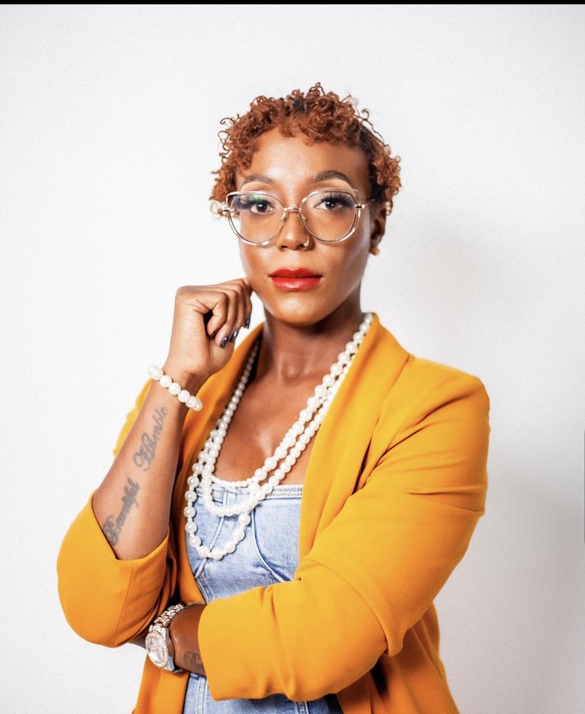 CANDACE THOMAS - CAPTAIN AND COMPANY REAL ESTATE - 841 S Cooper St ...