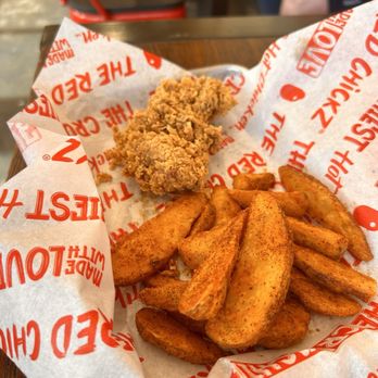 THE RED CHICKZ - Updated March 2025 - 471 Photos & 427 Reviews - 2525 ...