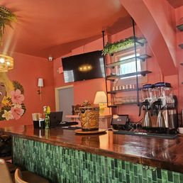 SWEET COLADA - Updated July 2025 - 24 Photos - 1113 Logan St ...