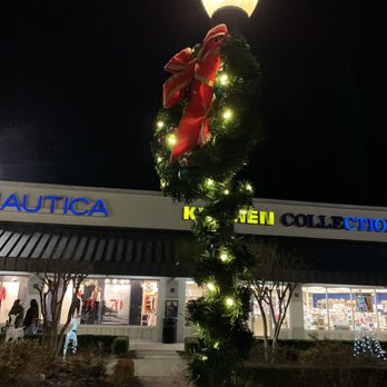 CAROLINA PREMIUM OUTLETS - Updated December 2025 - 123 Photos & 88 ...