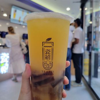 TEAZZI TEA SHOP - Updated May 2025 - 66 Photos & 34 Reviews - 10 Doyers ...