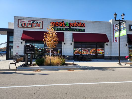 MP KITCHEN & BAR - Updated August 2025 - 186 Photos & 169 Reviews - 403 ...