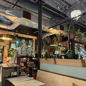 LOST FOX - Updated January 2025 - 97 Photos & 73 Reviews - 213 4th St E ...