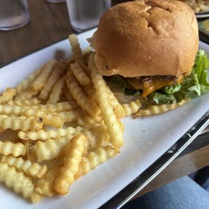 HOME BURGER BAR - 83 Photos & 81 Reviews - 205 W College Ave, Appleton ...