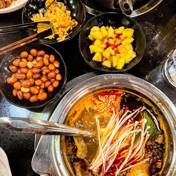 HOT POT LEGEND - Updated September 2024 - 243 Photos & 150 Reviews ...