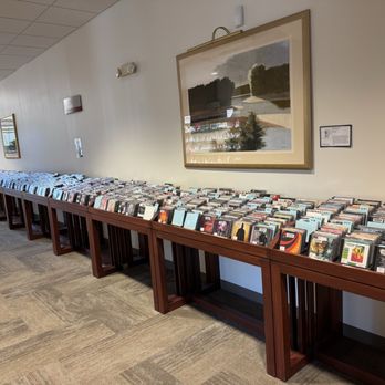 COUNCIL BLUFFS PUBLIC LIBRARY - Updated October 2025 - 10 Photos & 10 ...