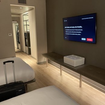 AC HOTEL BY MARRIOTT PORTLAND DOWNTOWN/WATERFRONT, ME - Updated June ...