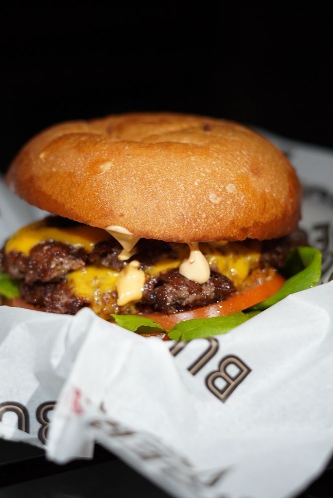 BURGER DECK - Updated December 2025 - 305 Photos & 357 Reviews - 3715 ...