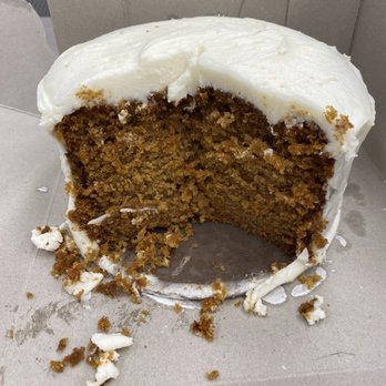 LLOYD’S CARROT CAKE - Updated October 2025 - 199 Photos & 259 Reviews ...