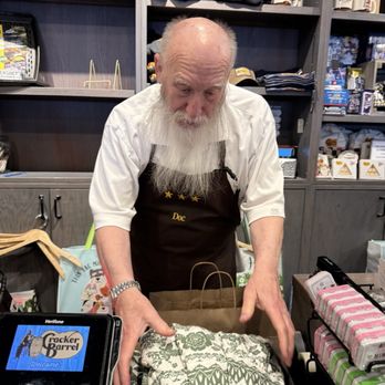 CRACKER BARREL OLD COUNTRY STORE - Updated October 2025 - 550 Photos ...