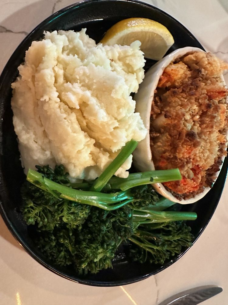 CRAFT KITCHEN BAR - Updated September 2025 - 19 Reviews - 62 Maple St ...