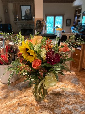 COLONIAL FLORIST - Updated September 2024 - 53 Photos & 77 Reviews ...