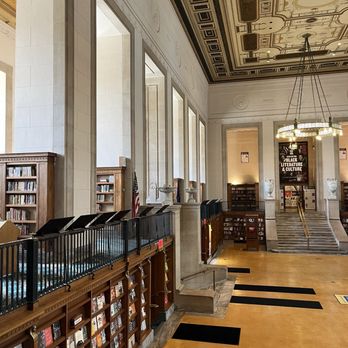 INDIANAPOLIS CENTRAL PUBLIC LIBRARY - Updated October 2025 - 446 Photos ...
