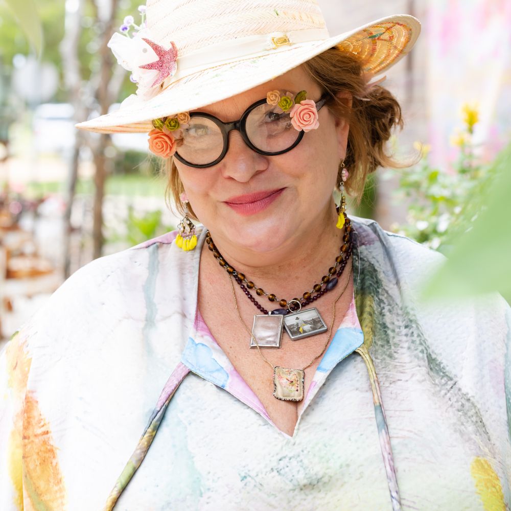 Alisa Berry's Instagram, Twitter & Facebook on IDCrawl