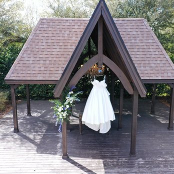 THE ENCHANTING BARN - Updated January 2026 - 17 Photos - 1325 Pell Rd ...