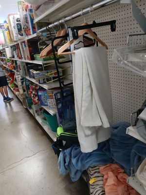 GOODWILL OF SILICON VALLEY - Updated December 2025 - 42 Photos & 78 ...