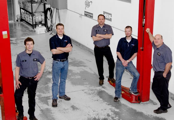 SHADE TREE AUTO - Updated December 2025 - 18 Photos & 21 Reviews - 1750 ...