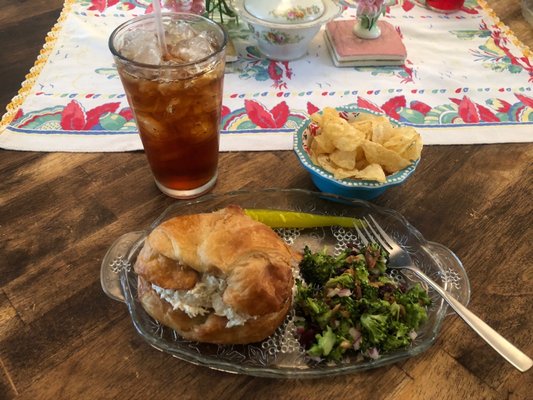 THE LITTLE CLAY HOUSE - 25 Photos - 238 N Clay St, Marshfield, MO - Yelp