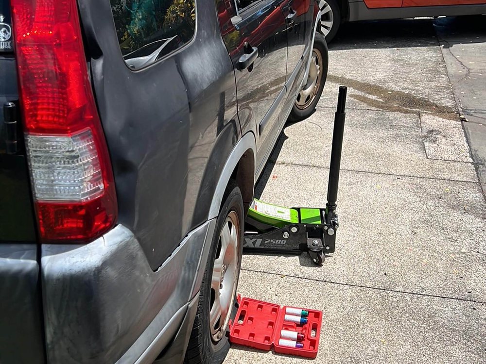 ALL TRACK TOWING SERVICE - Updated August 2025 - 104 Hauser Ave S, Red ...