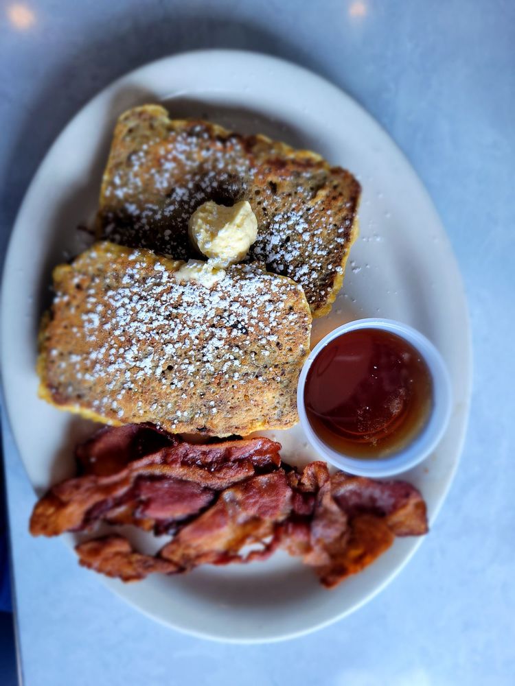 BLUE MOON DINER - 268 Photos & 243 Reviews - American (Traditional ...