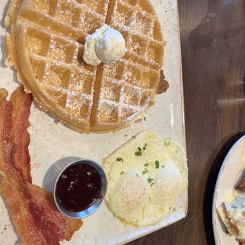 FIRST WATCH - Updated December 2025 - 128 Photos & 65 Reviews - 9021 N ...