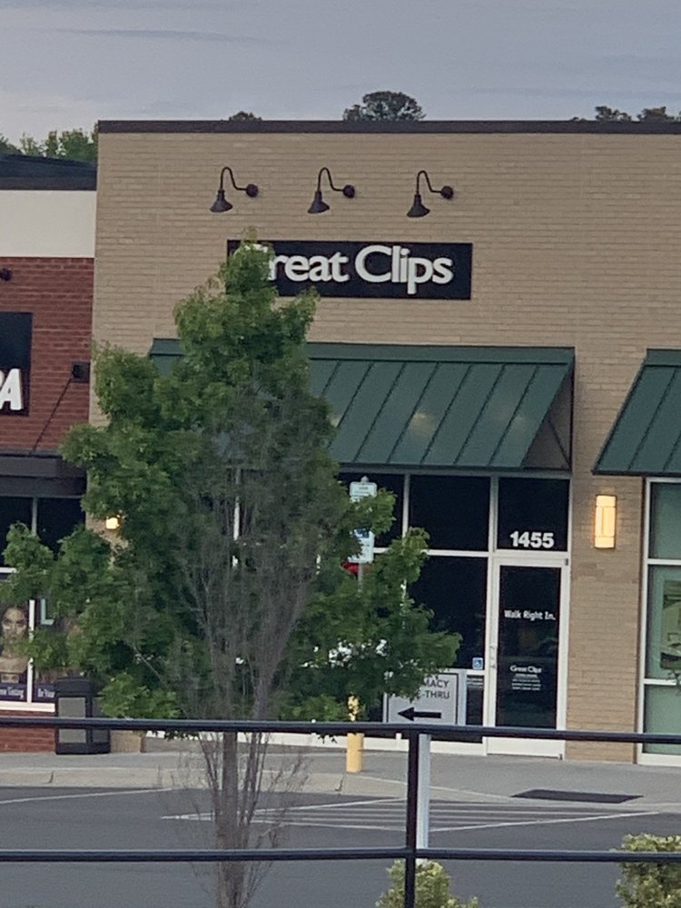 GREAT CLIPS - Updated August 2025 - 1455 Kelly Rd, Apex, North Carolina ...