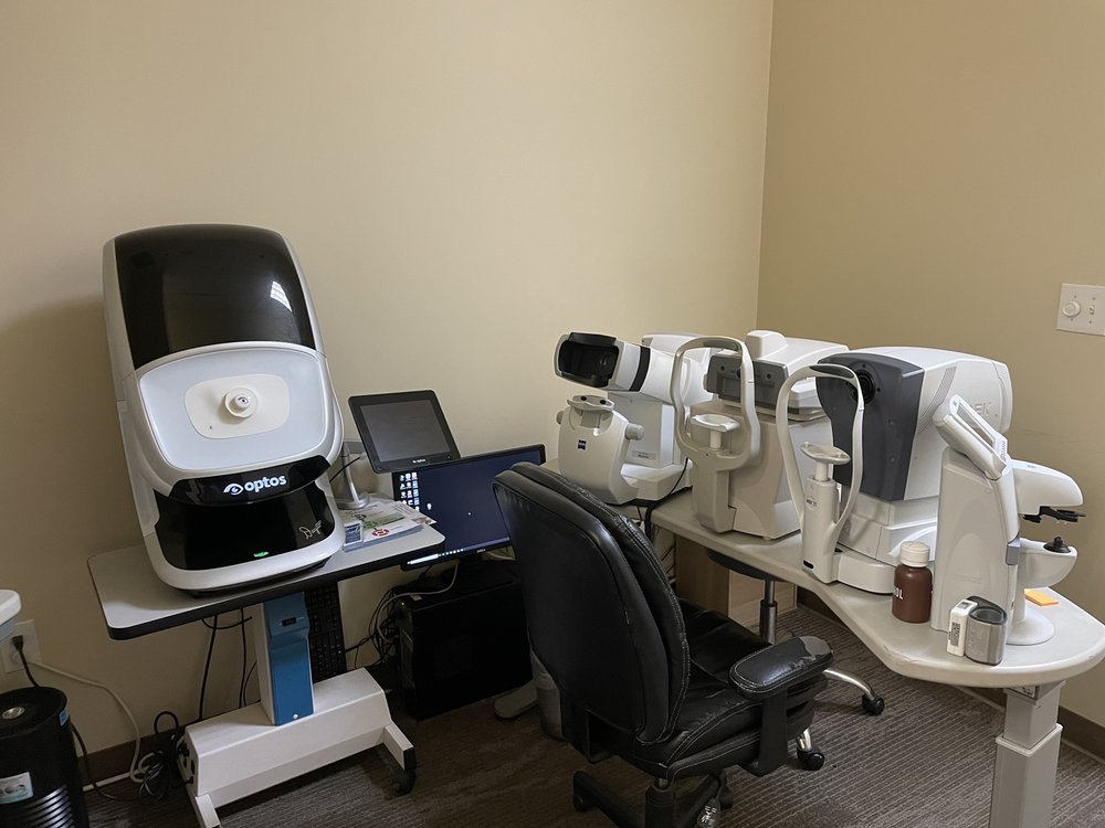 SUMMIT OPTOMETRIC CENTER - 12 Photos & 74 Reviews - Optometrists ...