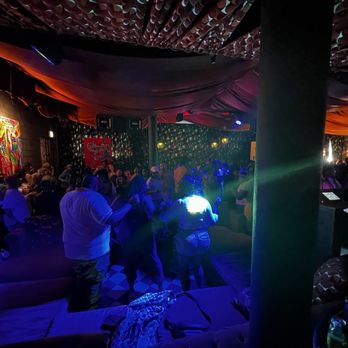 KASHMIR - Updated December 2025 - 43 Photos & 20 Reviews - 1436 W ...