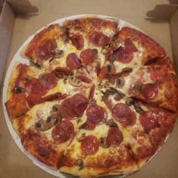 ROGER’S RESTAURANT & PIZZA - Updated September 2025 - 63 Photos & 107 ...