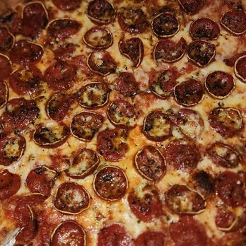 CARDINAL PIZZA - Updated July 2025 - 118 Photos & 136 Reviews - 10 E ...