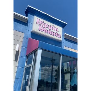 DIPPIN DONUTS - Updated October 2024 - 14 Photos & 18 Reviews - 1941 ...