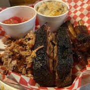 THE SMOKIN PIG - 272 Photos & 357 Reviews - Barbeque - 6630 Clemson ...