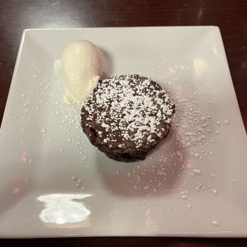 ITA101 - Updated August 2024 - 155 Photos & 161 Reviews - 20 S Main St ...