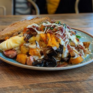 LUCKY WISHBONE - Updated October 2024 - 313 Photos & 335 Reviews - 1033 ...