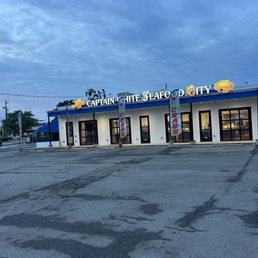 CAPTAIN WHITE’S SEAFOOD - Updated October 2025 - 1393 Photos & 983 ...
