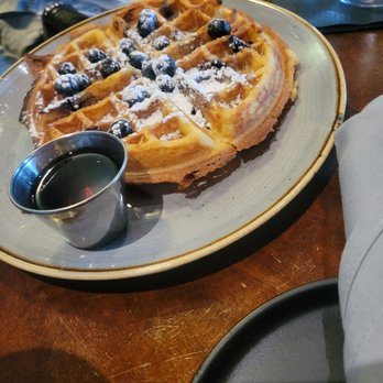 LAGO EAST BANK - Updated June 2025 - 404 Photos & 402 Reviews - 1091 W ...