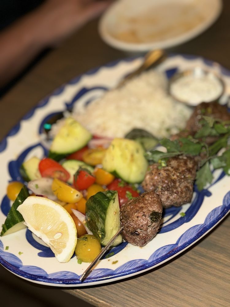 ABA - Updated December 2024 - 3712 Photos & 1579 Reviews - 1011 S ...