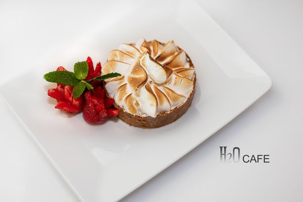 H2O CAFE - Updated December 2025 - 56 Photos - 18108 Collins Ave, Sunny ...